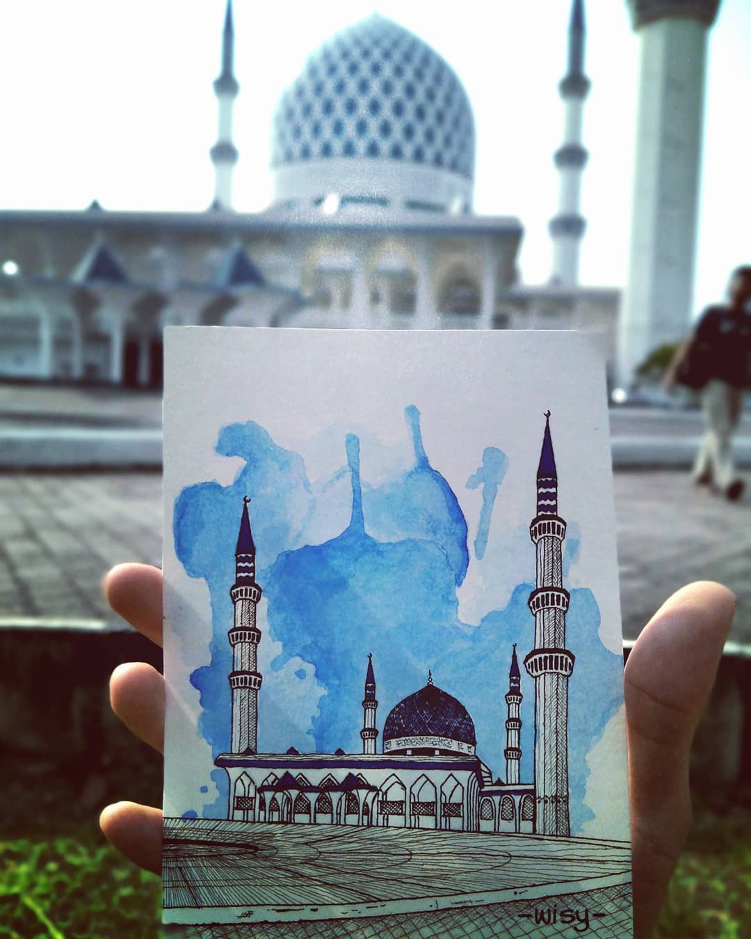 20-year-old Malaysian paints realistic artwork on face masks by hand ...