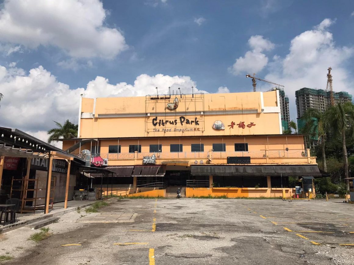 Netizens share their heartfelt memories of Plaza OUG after learning ...