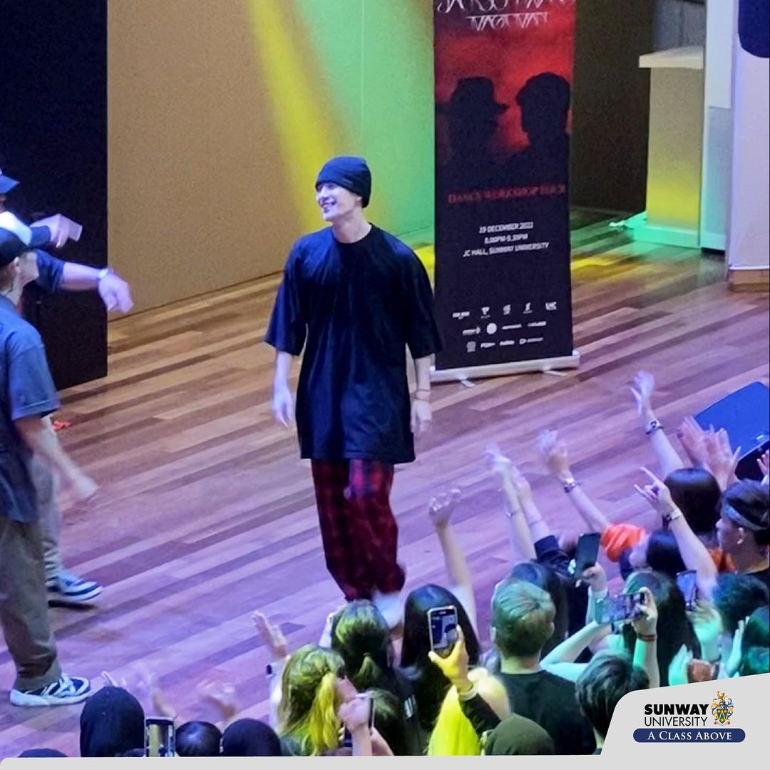 Jackson Wang spotted enjoying mamak food including Maggi Goreng and ...